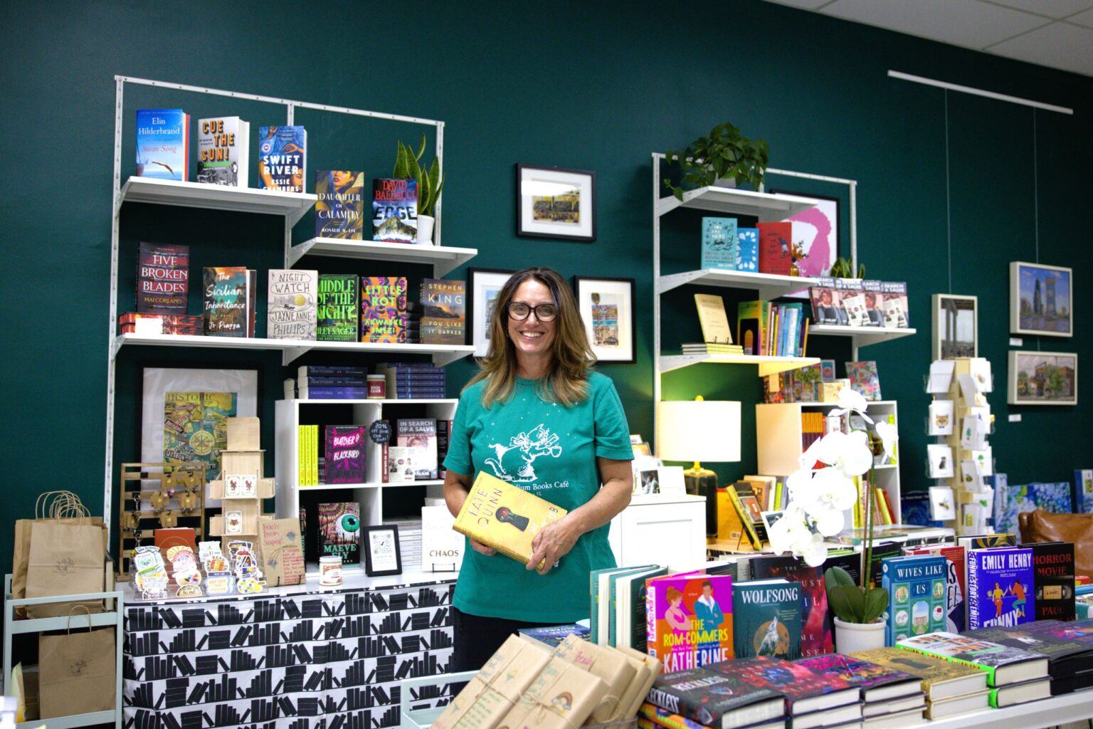 Chamblin Bookmine | Largest Bookstore in Jacksonville