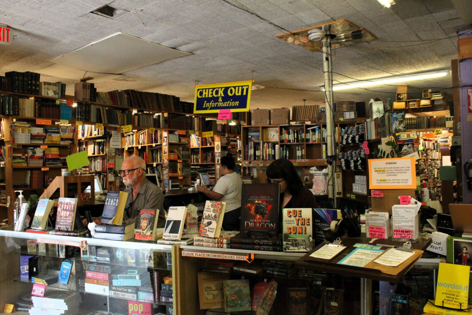 Chamblin Bookmine | Largest Bookstore in Jacksonville
